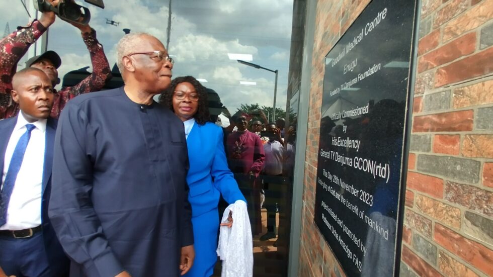 TY Danjuma Inaugurates State-of-the-Art Hospital in Enugu / TY Danjuma ...